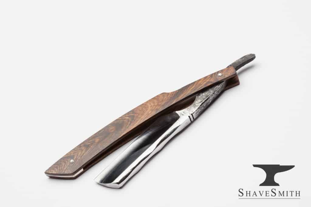 Custom Straight Razor with Decorative Spinework Filed-15 – ShaveSmith